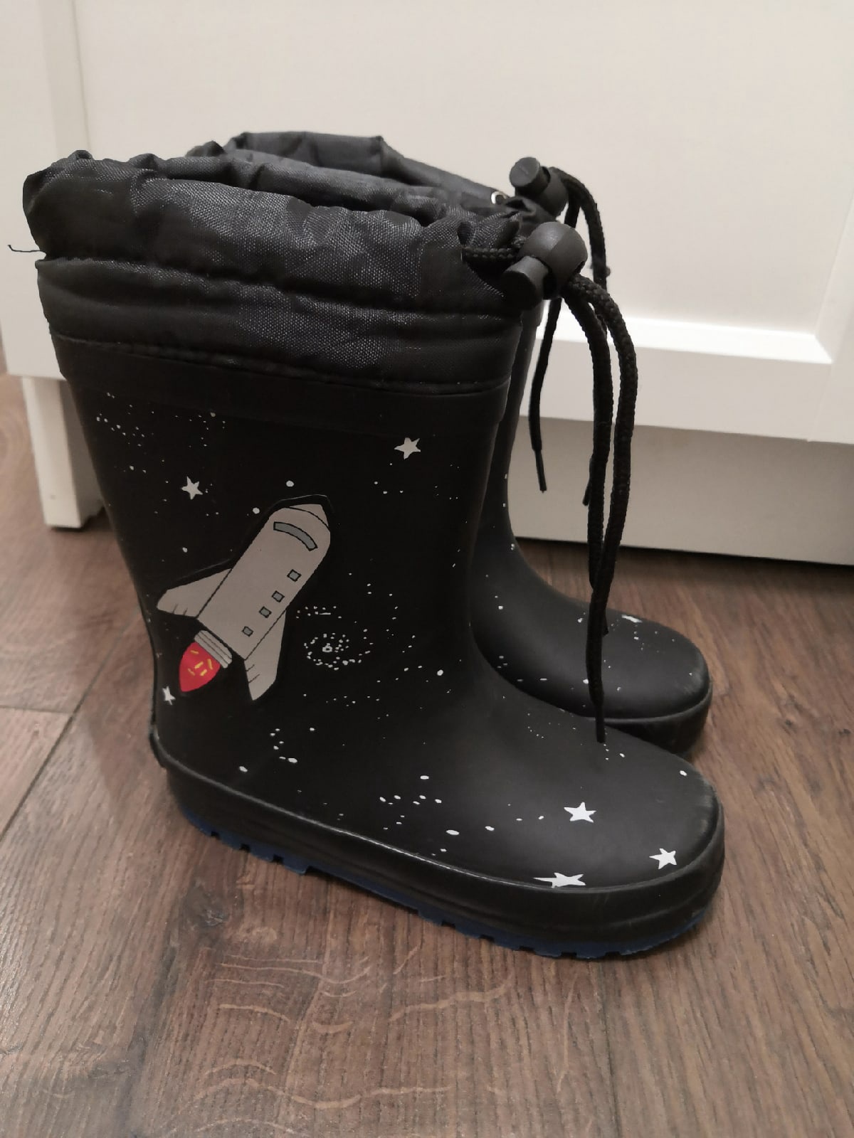 Q7699g Knjm A — Postimages