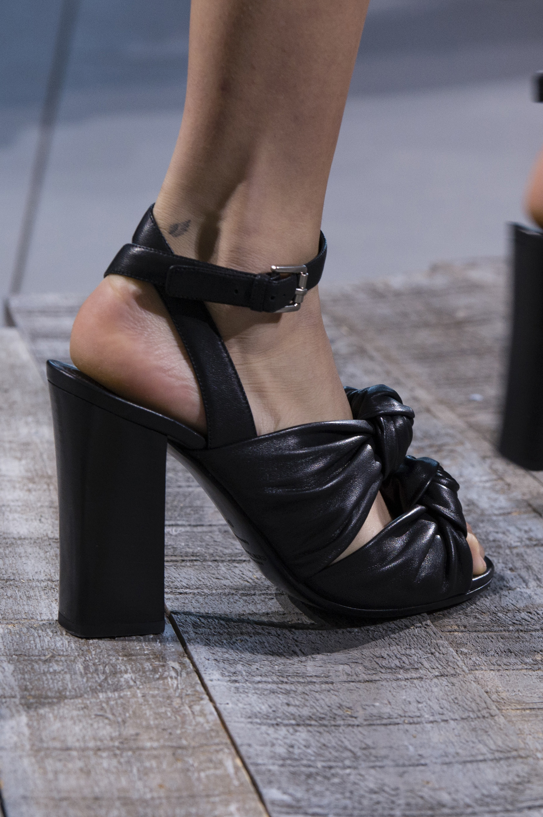 Bella Hadid Feet 3862236 — Postimages