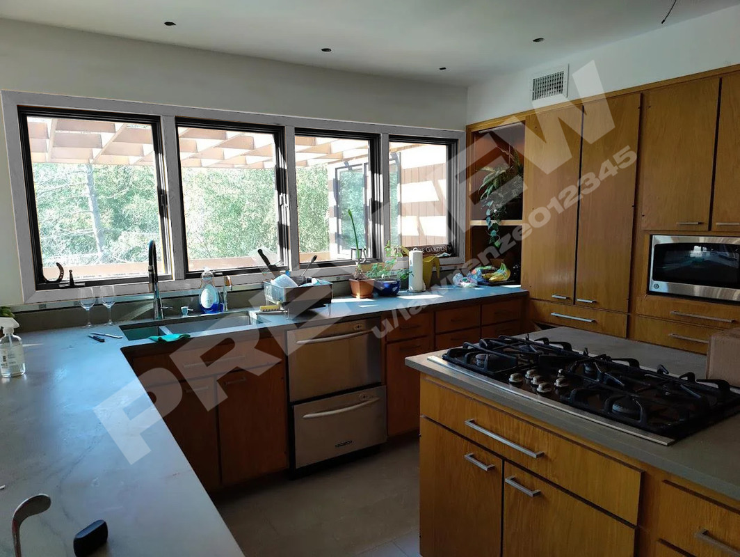 window — Postimages