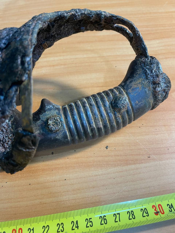 E485 BAD3 7 A38 4616 8 F5 E C02 BDAEF19 D8 — Postimages