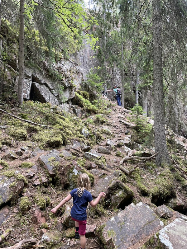 C481 C0 F3 D290 4230 BEA8 70453 FB59 B15 — Postimages