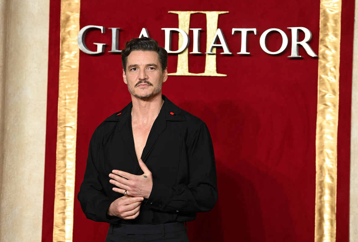 Pedro Pascal 070 — Postimages