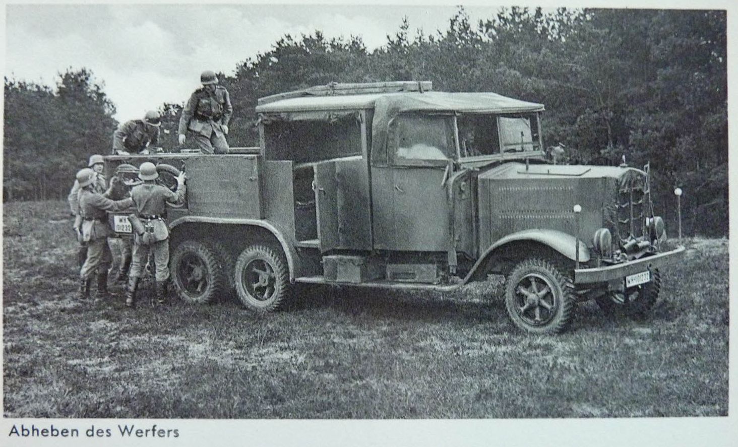 Krupp L3 H 163 10 cm Nebelwerfer 35 propaganda postcard — Postimages