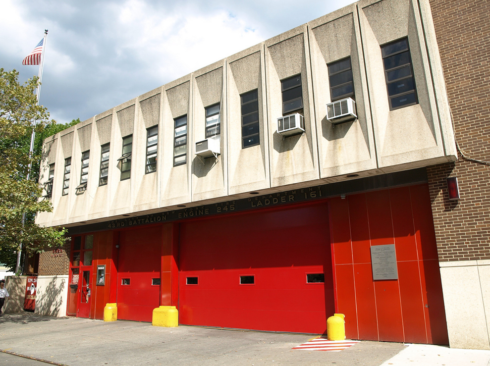 Engine 24 XX — Postimages