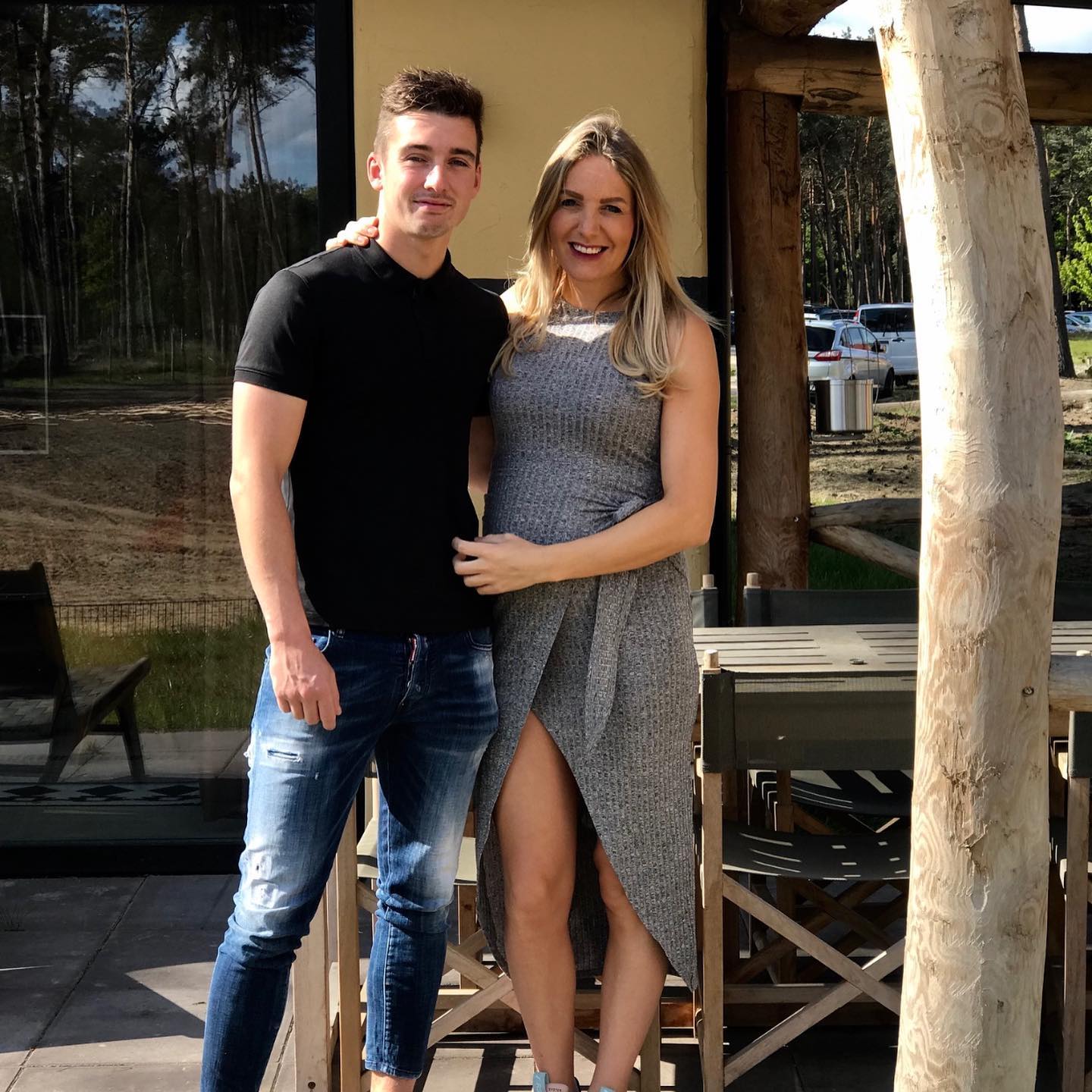 imgpsh fullsize anim 1 — Postimages