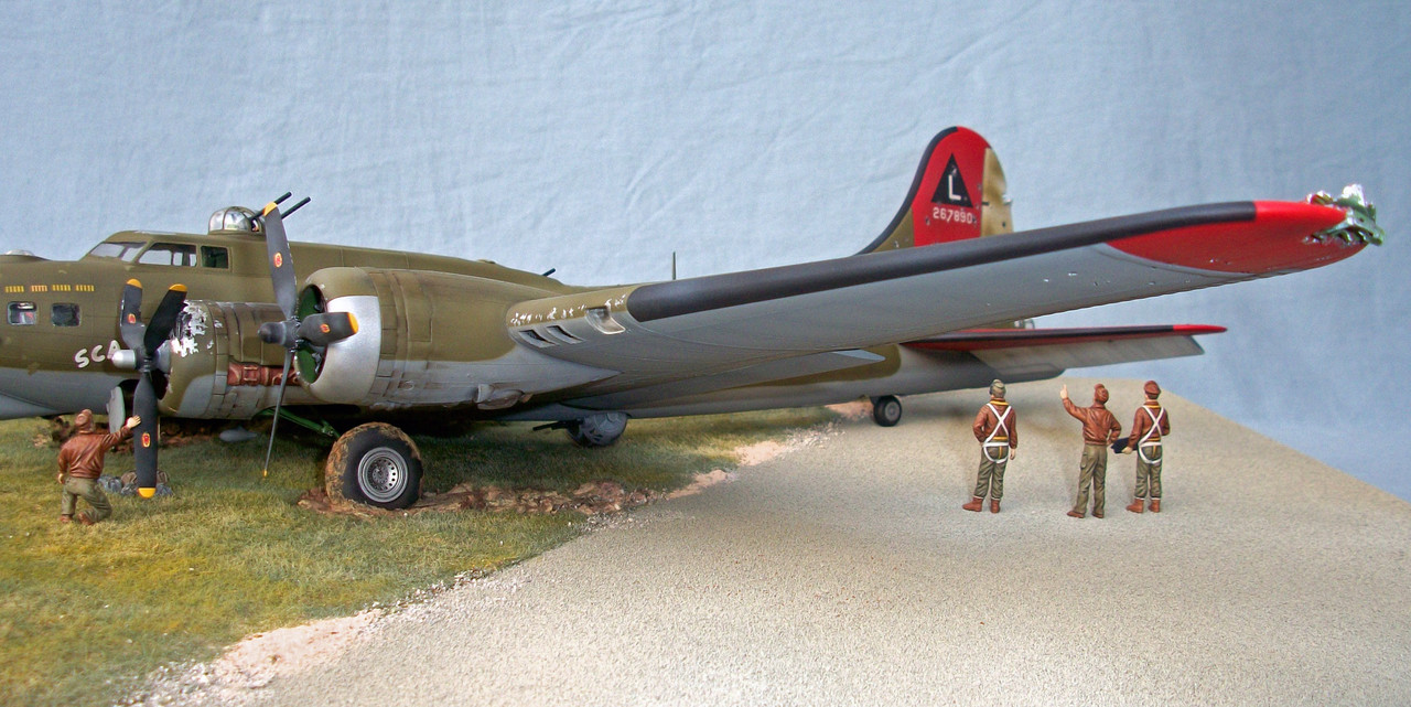 Finished Photos of 1/48 Scale B-17G Diorama "The Final Landing" - Ready ...