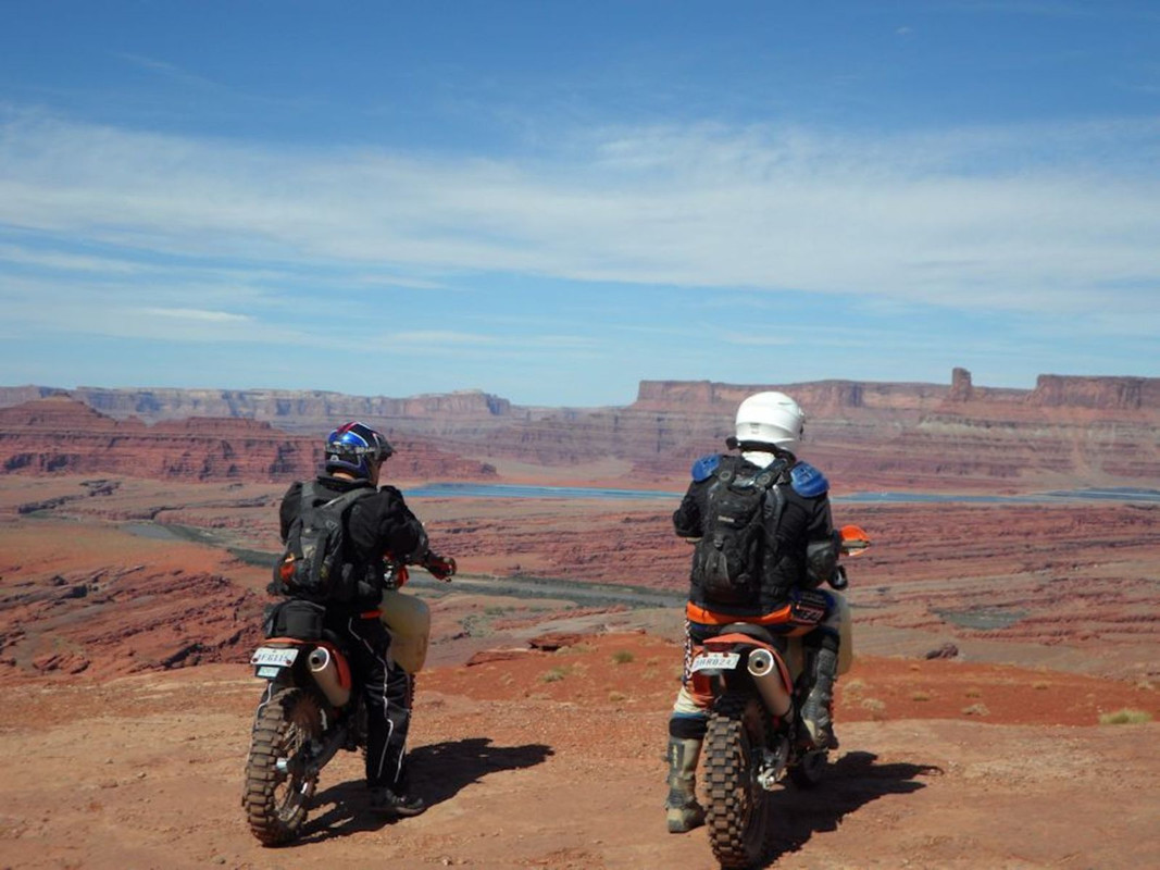 PICTURES - THUMPERS | Adventure Rider