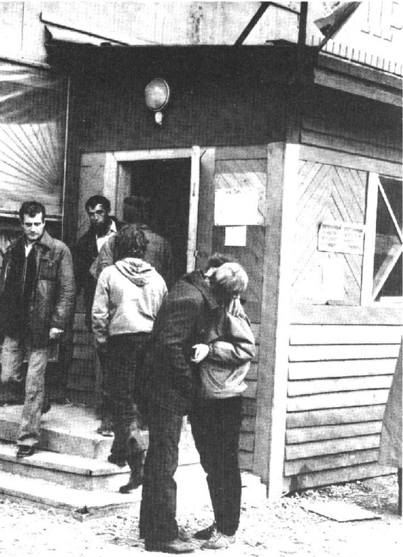 69 48 — Postimages