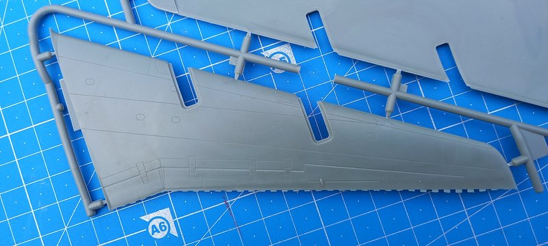 1/144 - Douglas DC-8 by X-Scale Models - DC-8-30/-53 srs & EC-24A ...