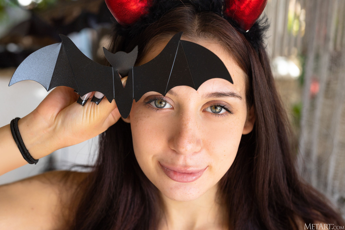 Met Art Costume Party Usha high 0005 — Postimages