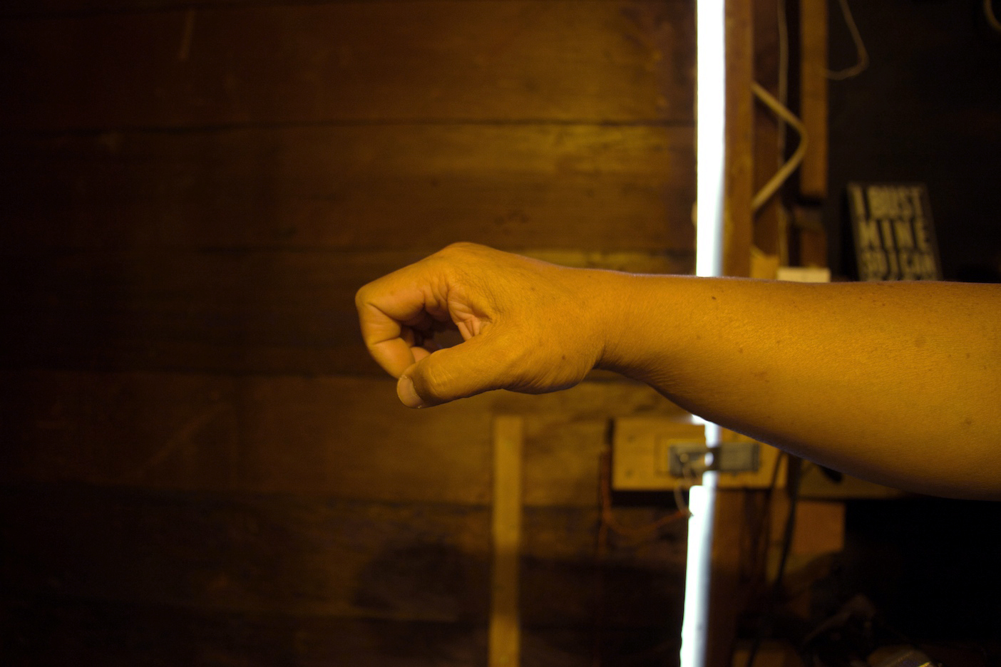 HINGE release hand side view get to full draw — Postimages