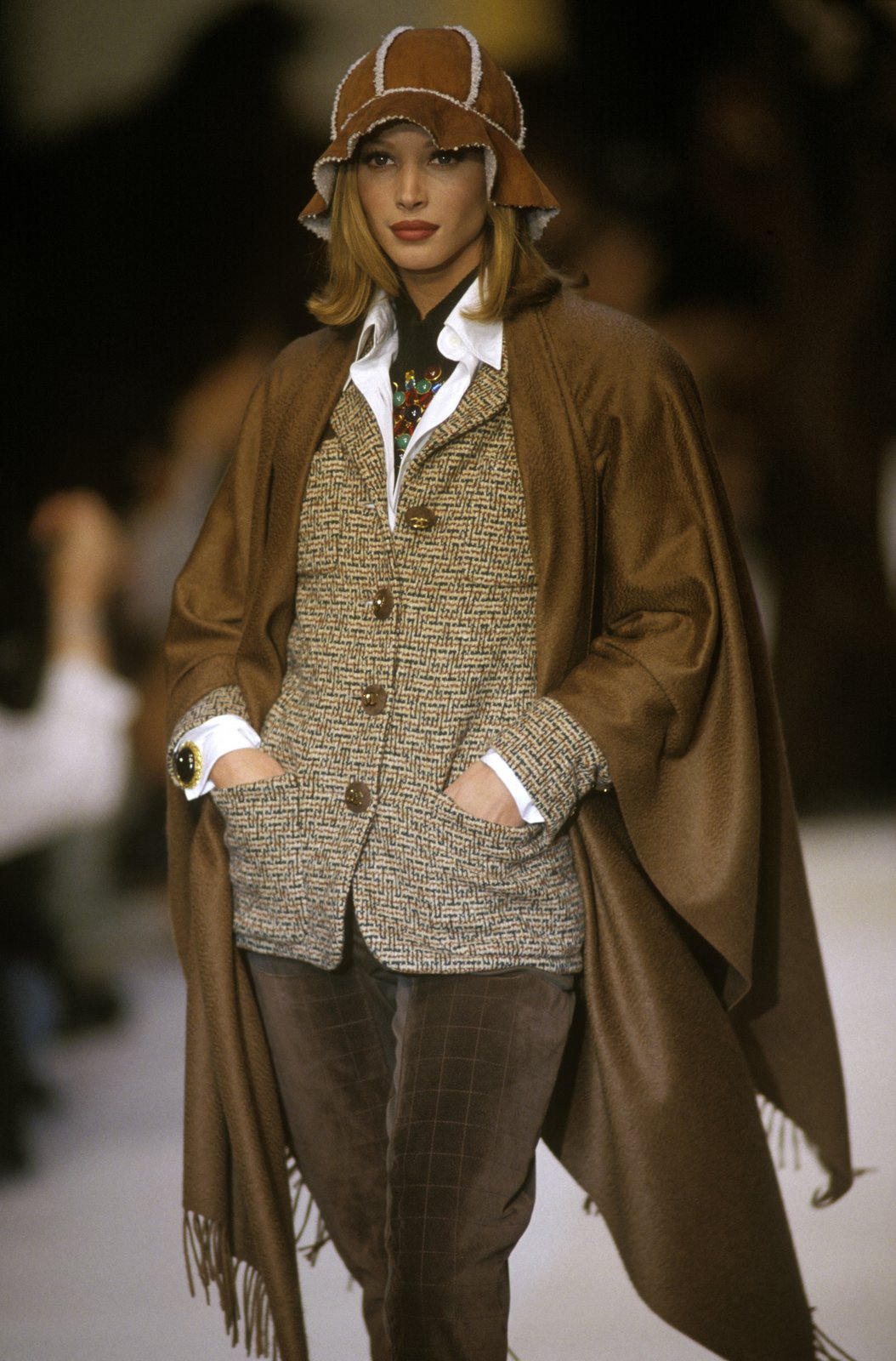 Fashion Classic: CHANEL Fall/Winter 1992 | Lipstick Alley