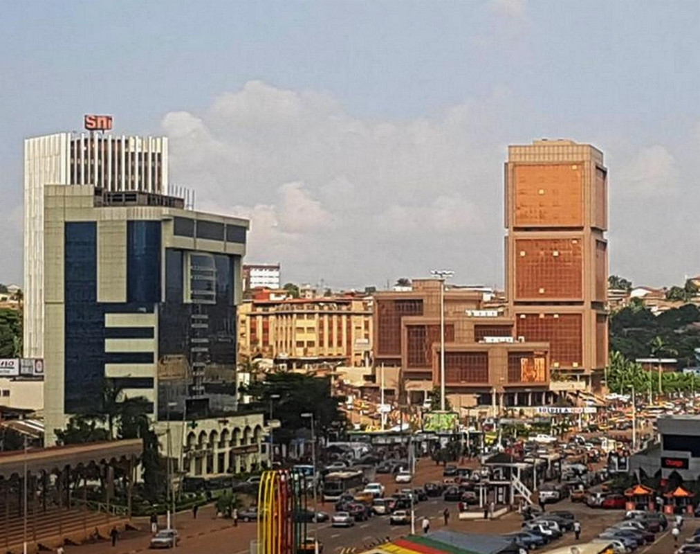 yaoundé poste centrale cvb 4678 — Postimages
