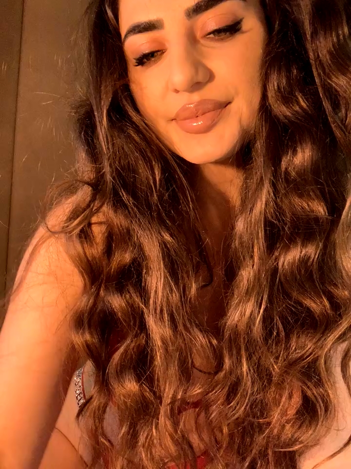 Lady Fit Webcam Show mp4 snapshot 00 53 989 — Postimages