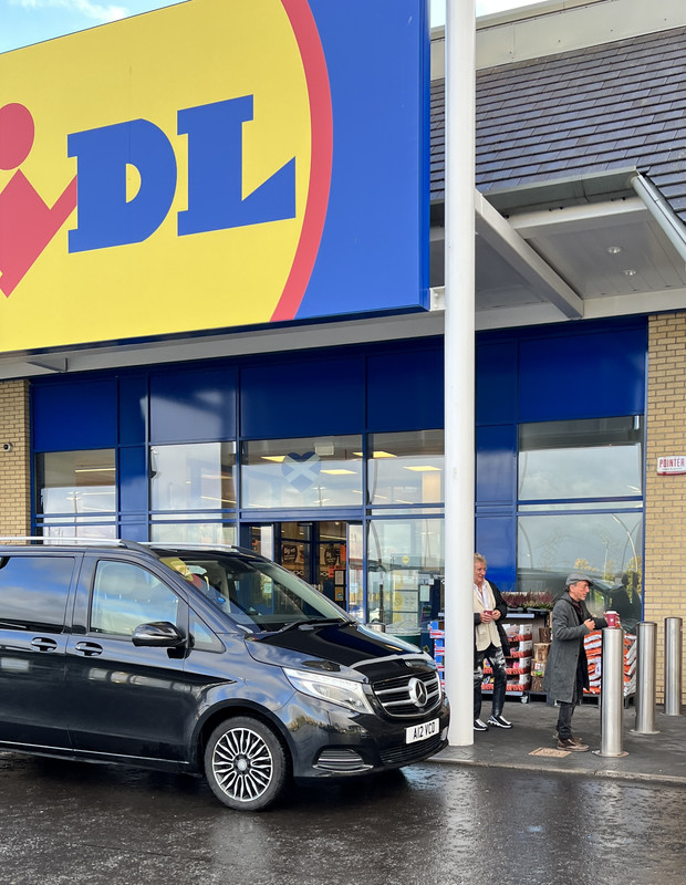 6 B2232 F8 EEA1 465 E 82 C0 85139 A4 F10 F0 — Postimages