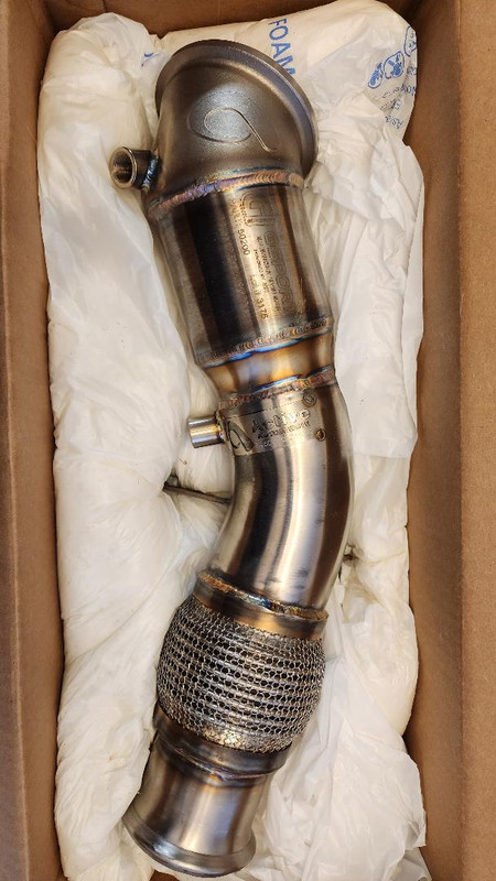 Active Autowerke Catted Downpipe Install and Sound Clips