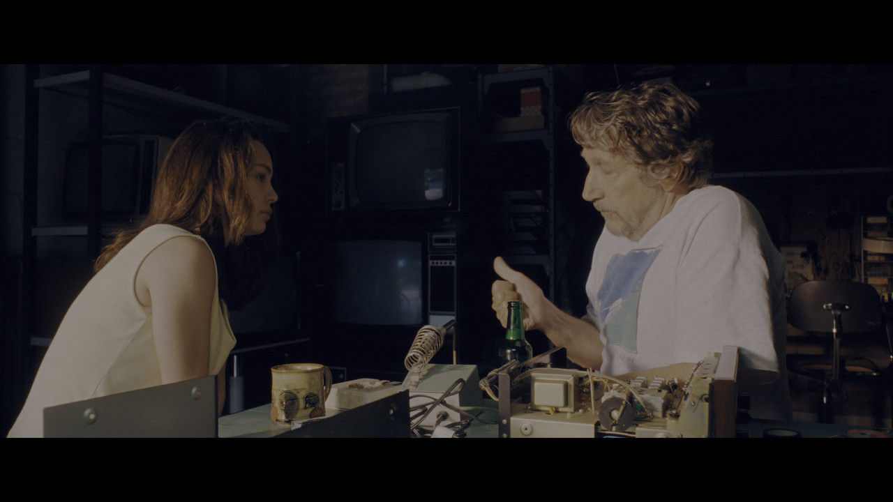 L amour ouf 2024 FRENCH 2160p Bluray Remux DV HDR10 HEVC BDHD 000004 — Postimages