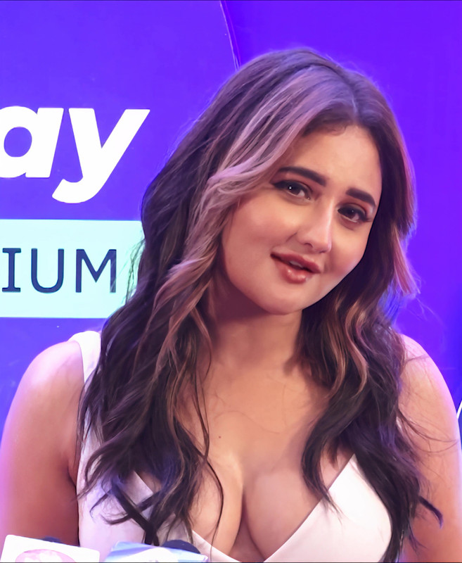 Rashmi OTT 2 scale 6x 31 — Postimages