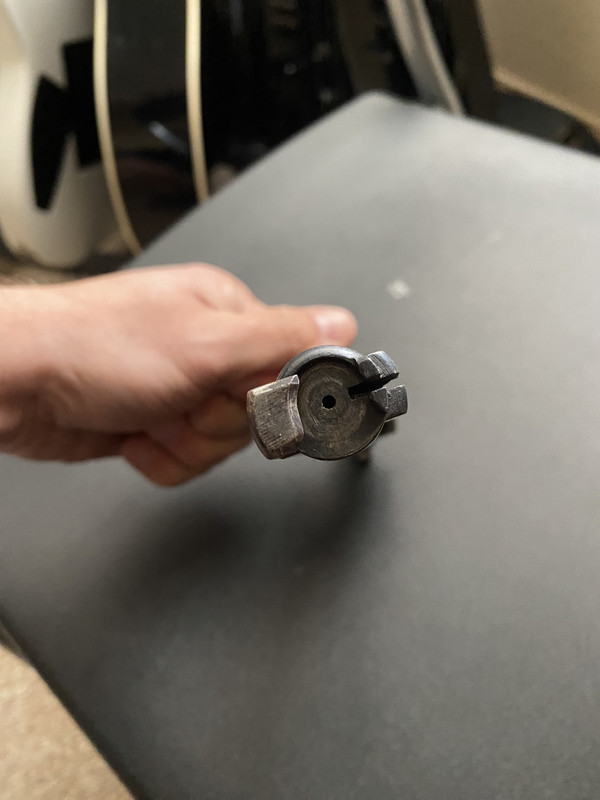 7 AA77 EEC C5 CD 44 B7 9281 8 EE1163 E8662 — Postimages