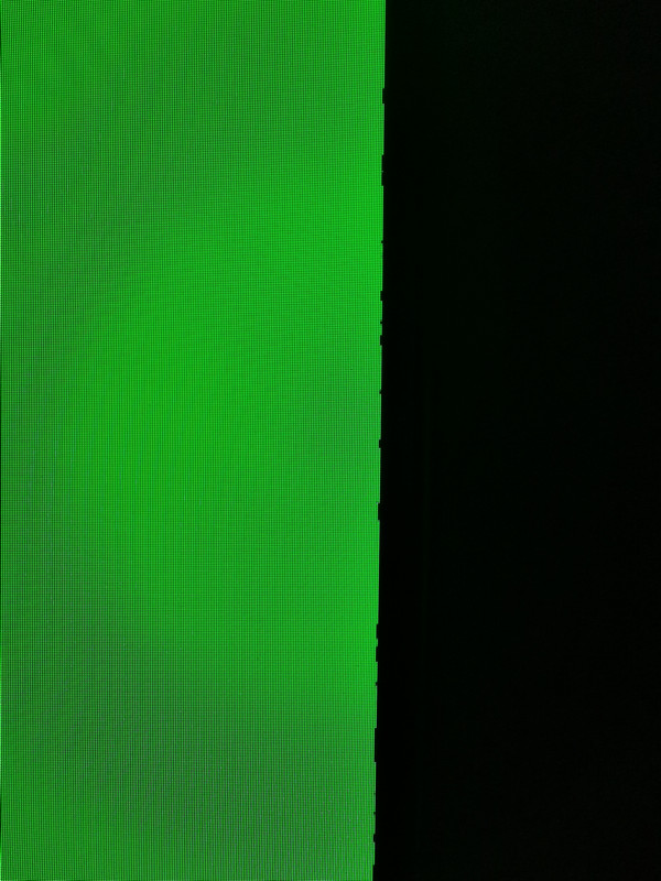 A few stuck pixels along the edge only in some colors : r/OLED