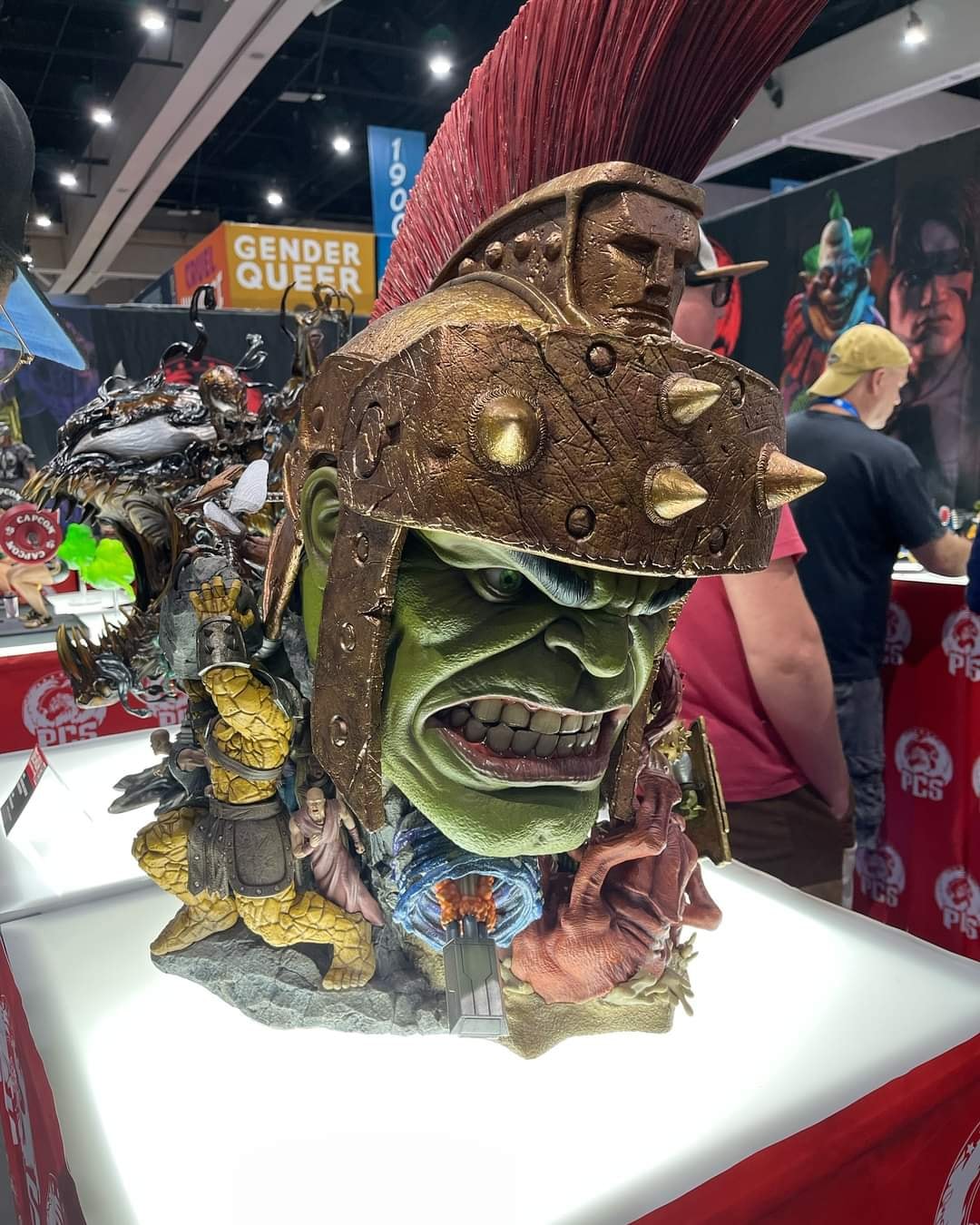 PCS: Planet Hulk Fine Art Busts (2 versions) - Page 3 - Statue Forum