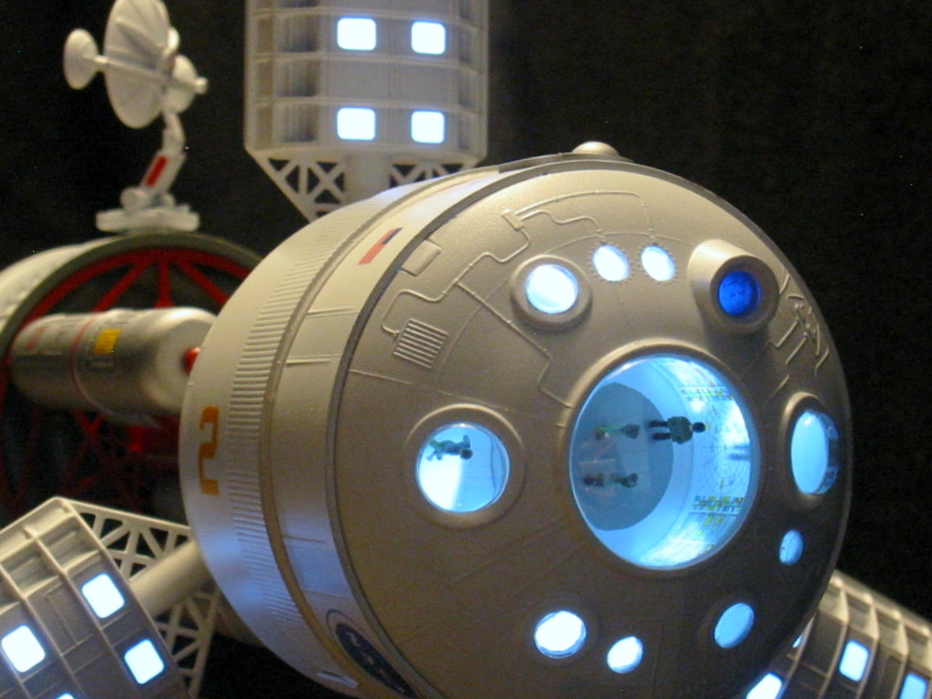 Pilgrim Observer Spacecraft