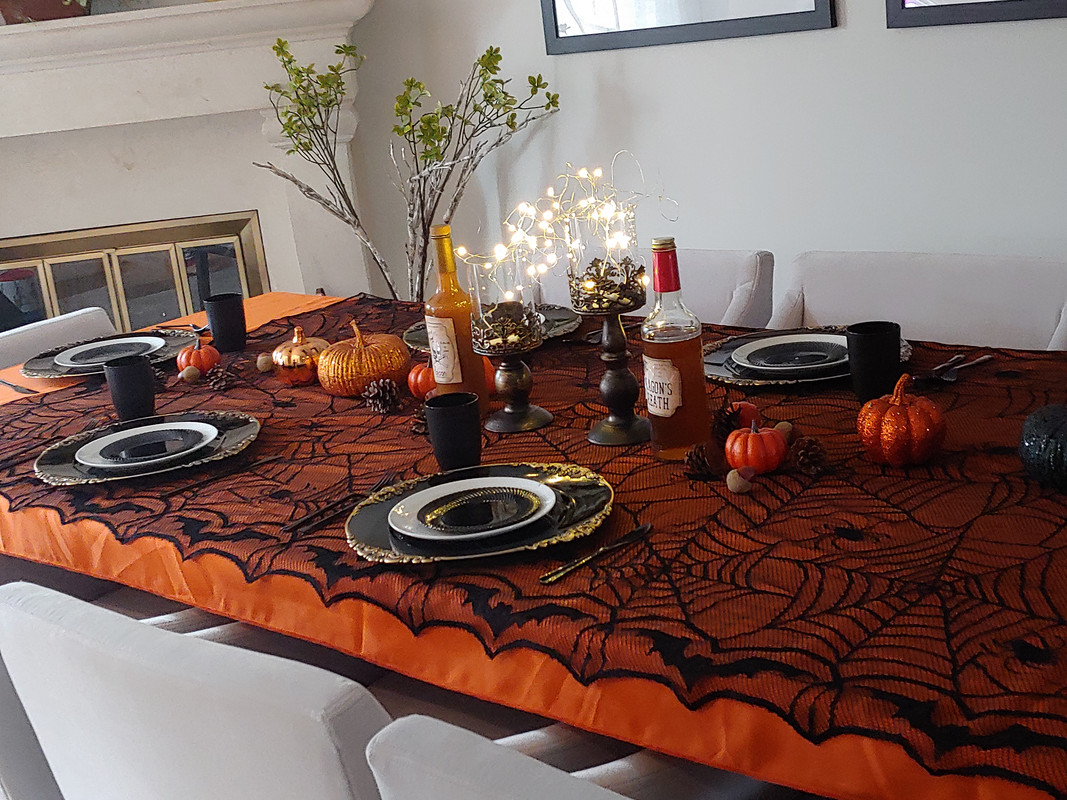 Haloween table setting 1 — Postimages