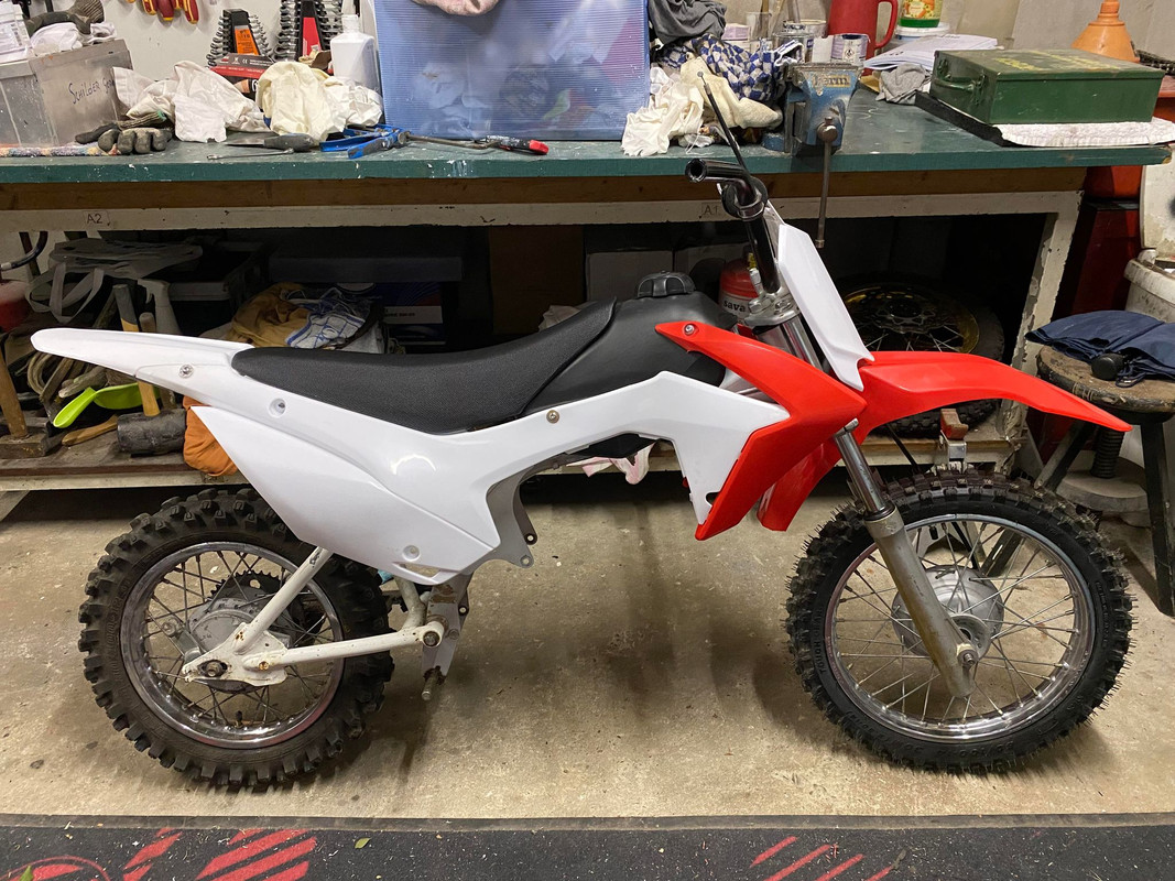 CRF70 to CRF110 plastics from the ground up build | PlanetMinis Forums