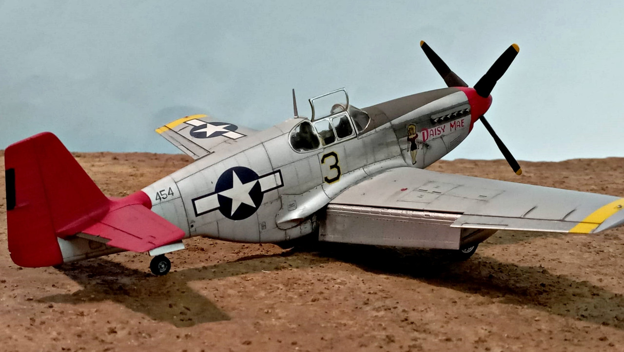 P-51C Mustang "Daisy Mae" Tuskegee red tails, 1/48 Tamiya - Ready for ...