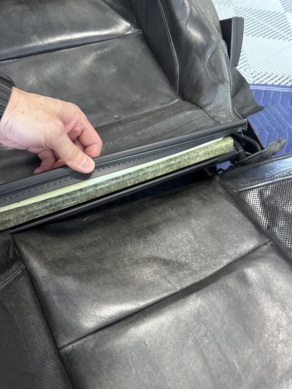 Wingback assembly 46 — Postimages