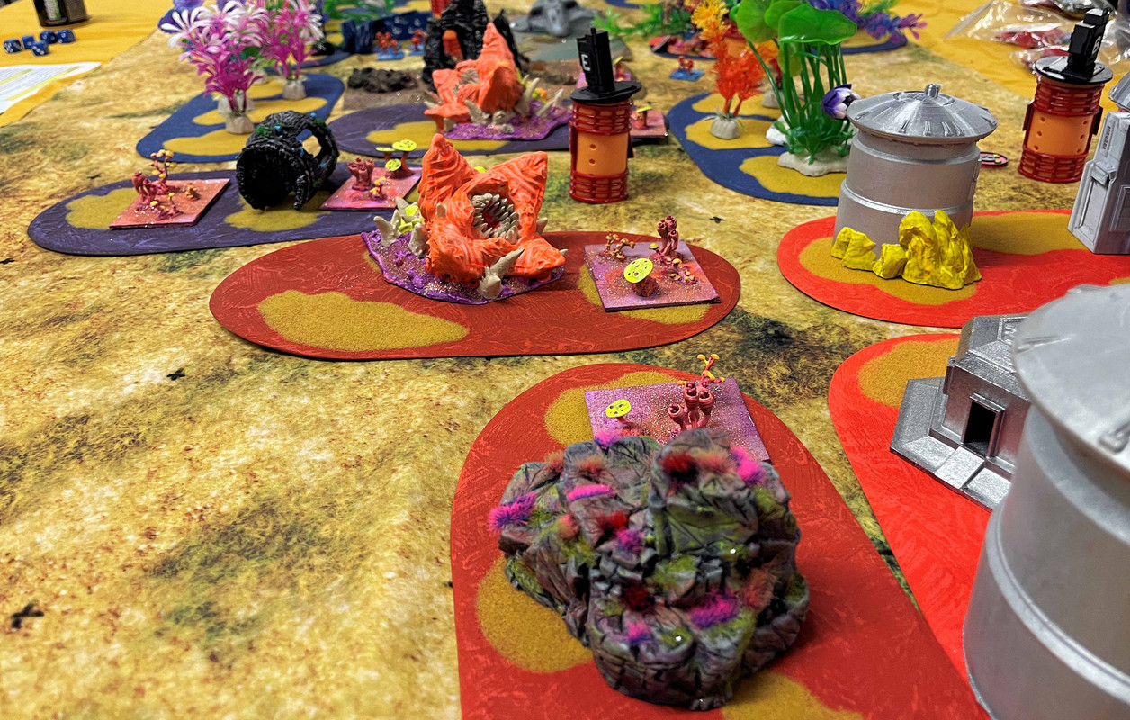 Stwaert game low view — Postimages