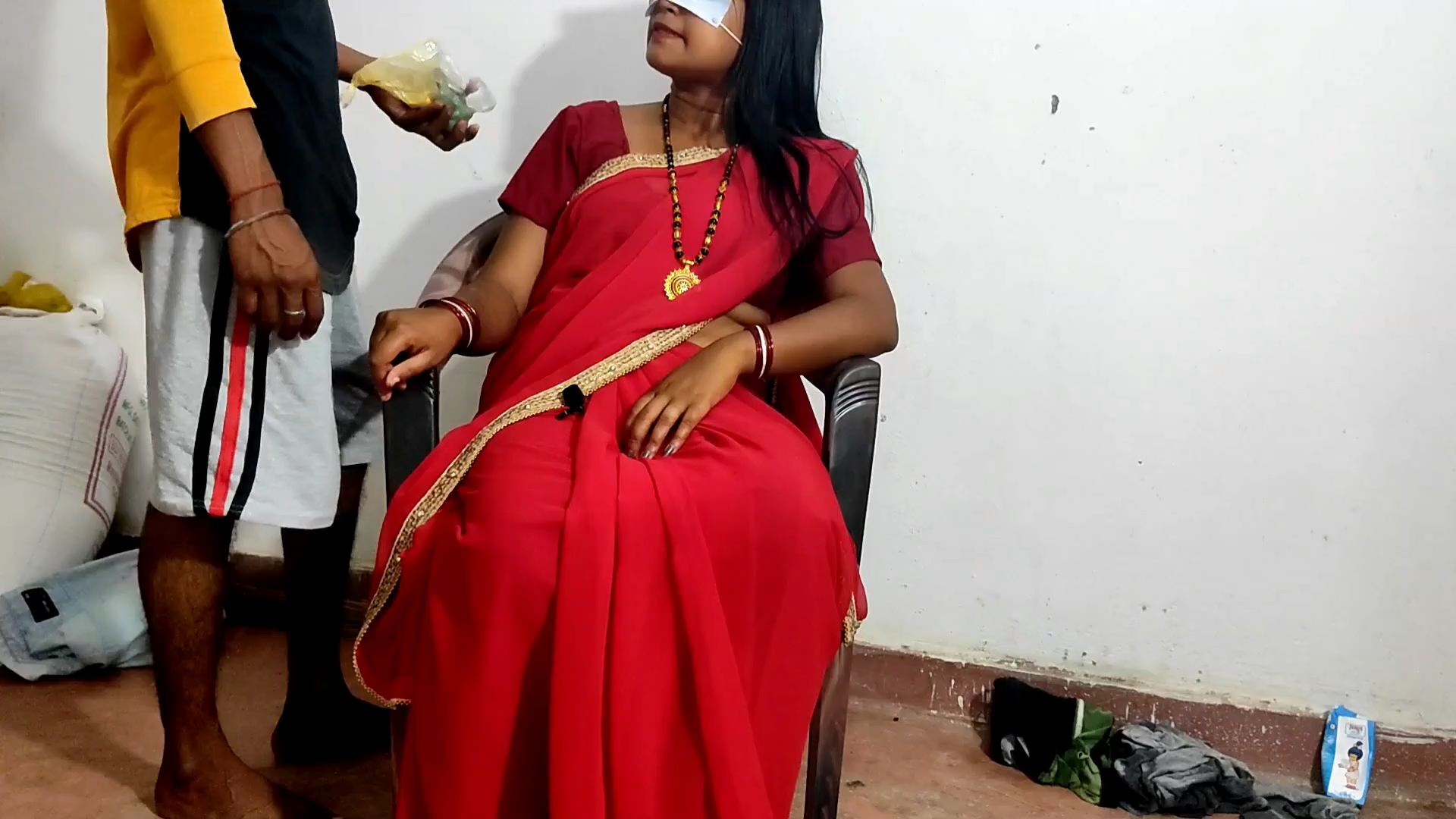 Holi Par Bhabhi Ji Ko Color Lagakar Tabartod Choda Mp4 Snapshot 01 00