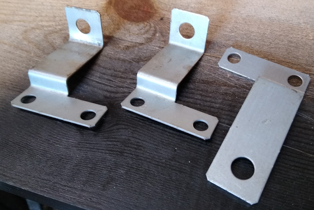 3 Brackets — Postimages