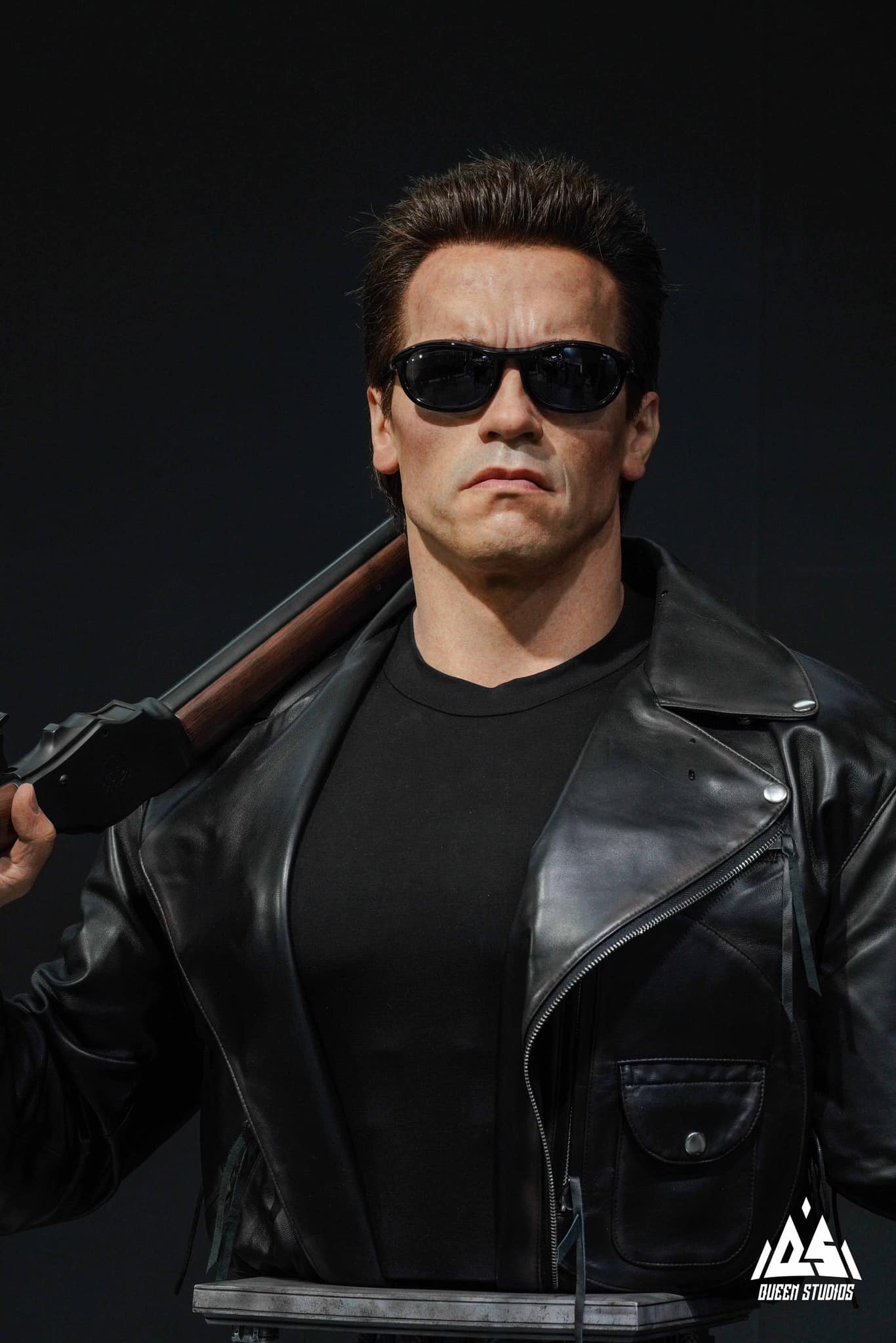 Queen Studios: Terminator 2 - T-800 Life-Size Bust (2024) - Statue Forum