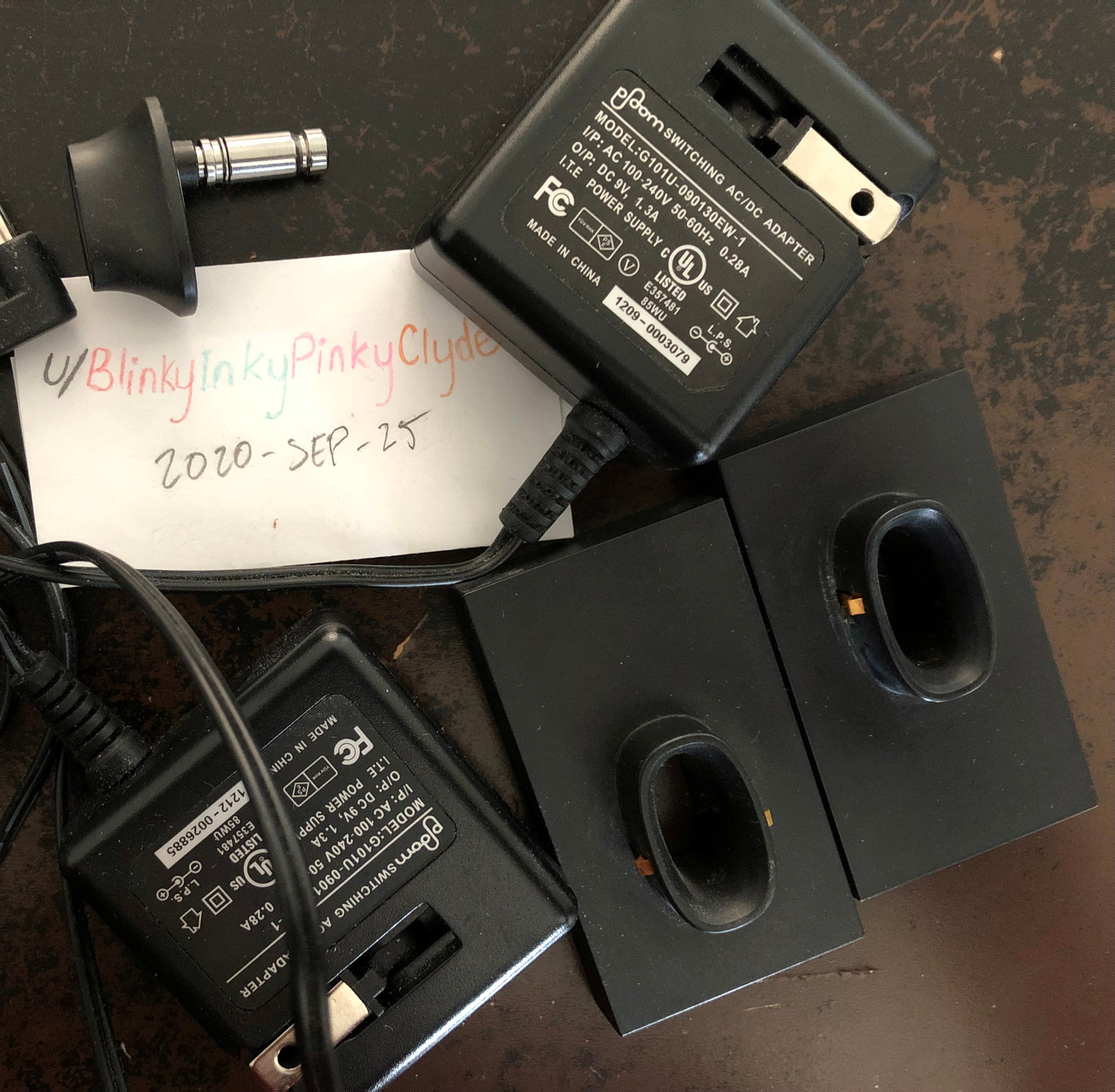 Pax 1 charger : r/vaporents