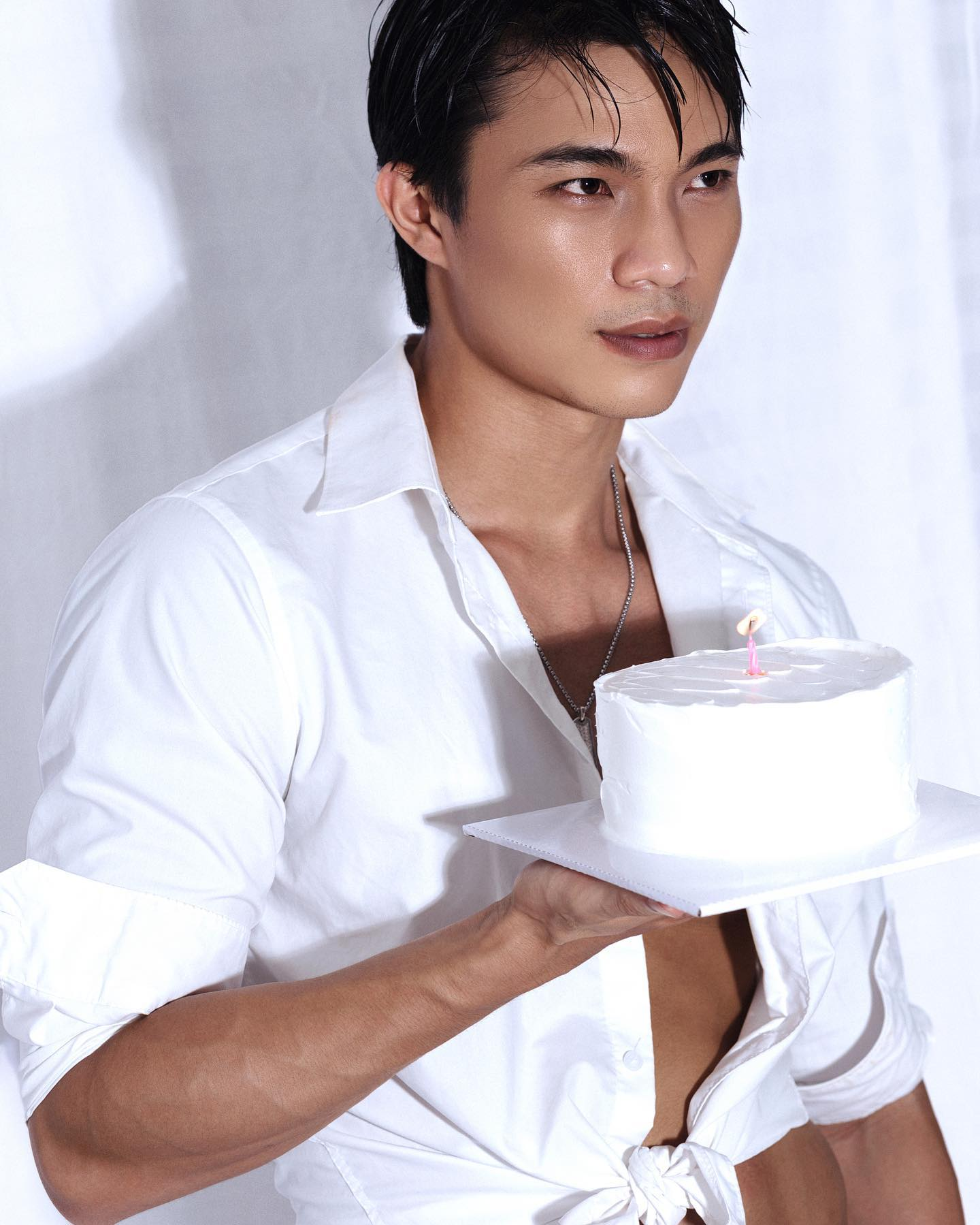 tube5studio 5 (147) — Postimages