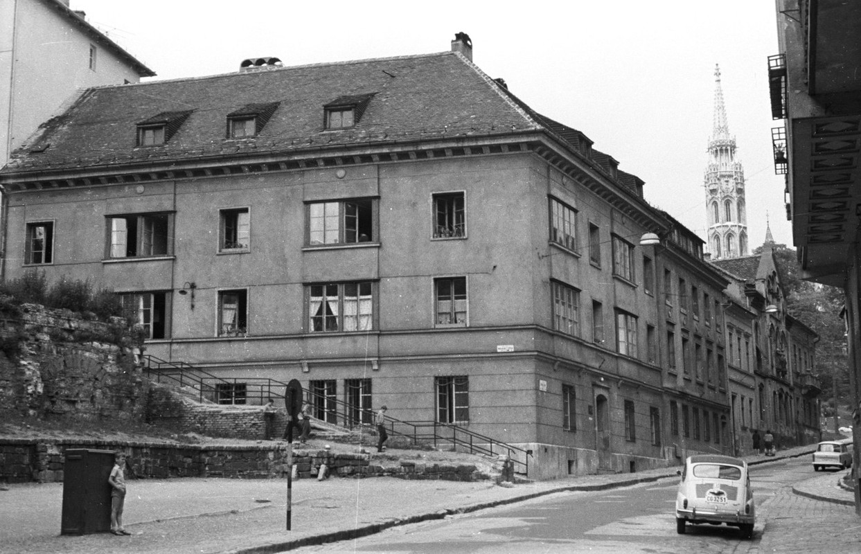 Hunyadi 3fortepan 50473 — Postimages