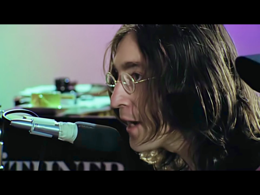 Fred Seaman’s book : JohnLennon