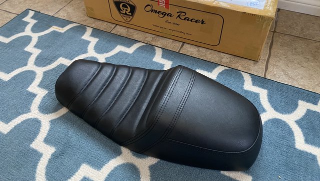 Omega Racer / JP Custom “Step Cafe” Seat | Triumph Rat Motorcycle Forums