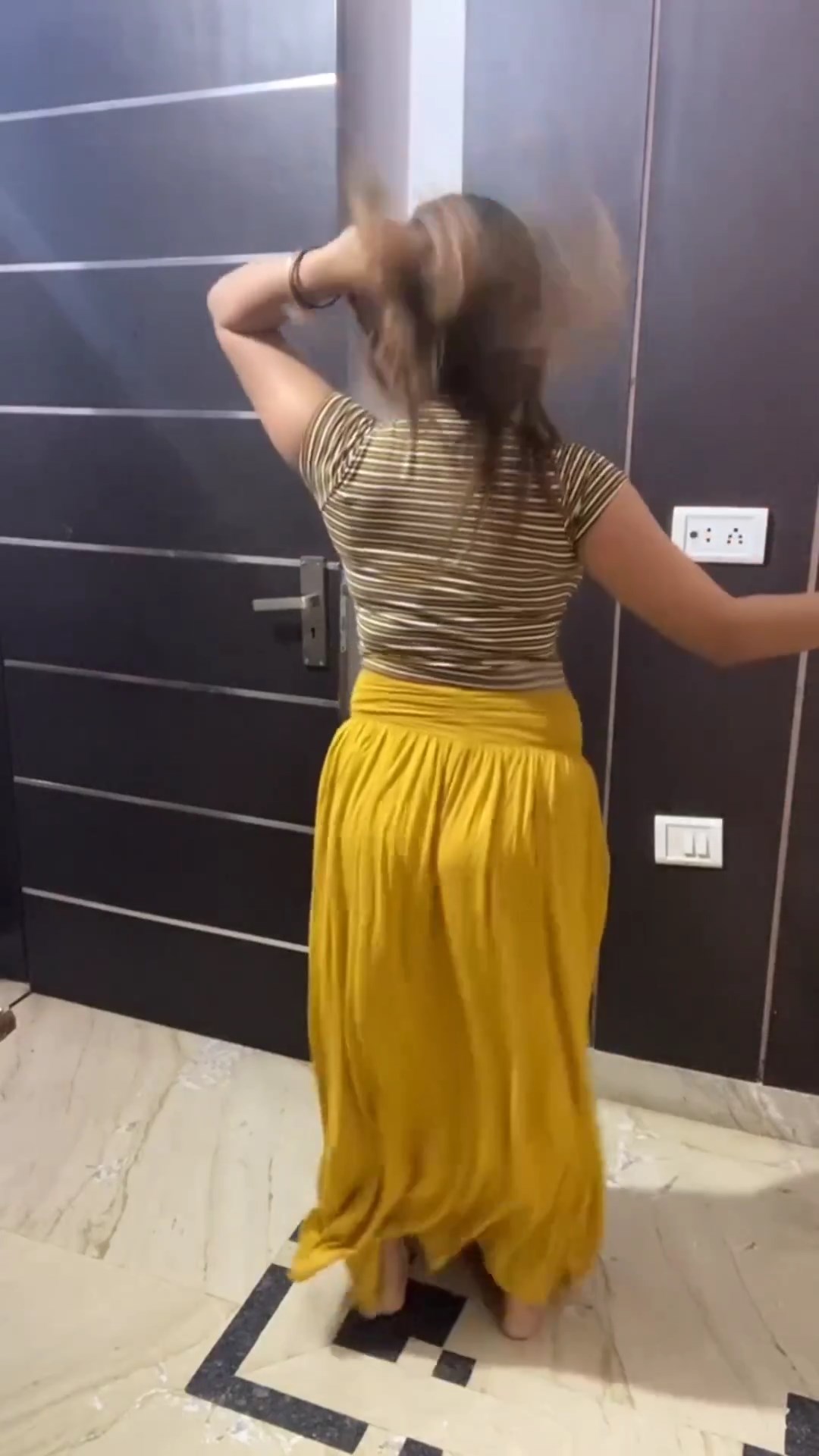 bengali babe huge tit shaking in strip tshirt mp4 snapshot 00 11 172 — Postimages