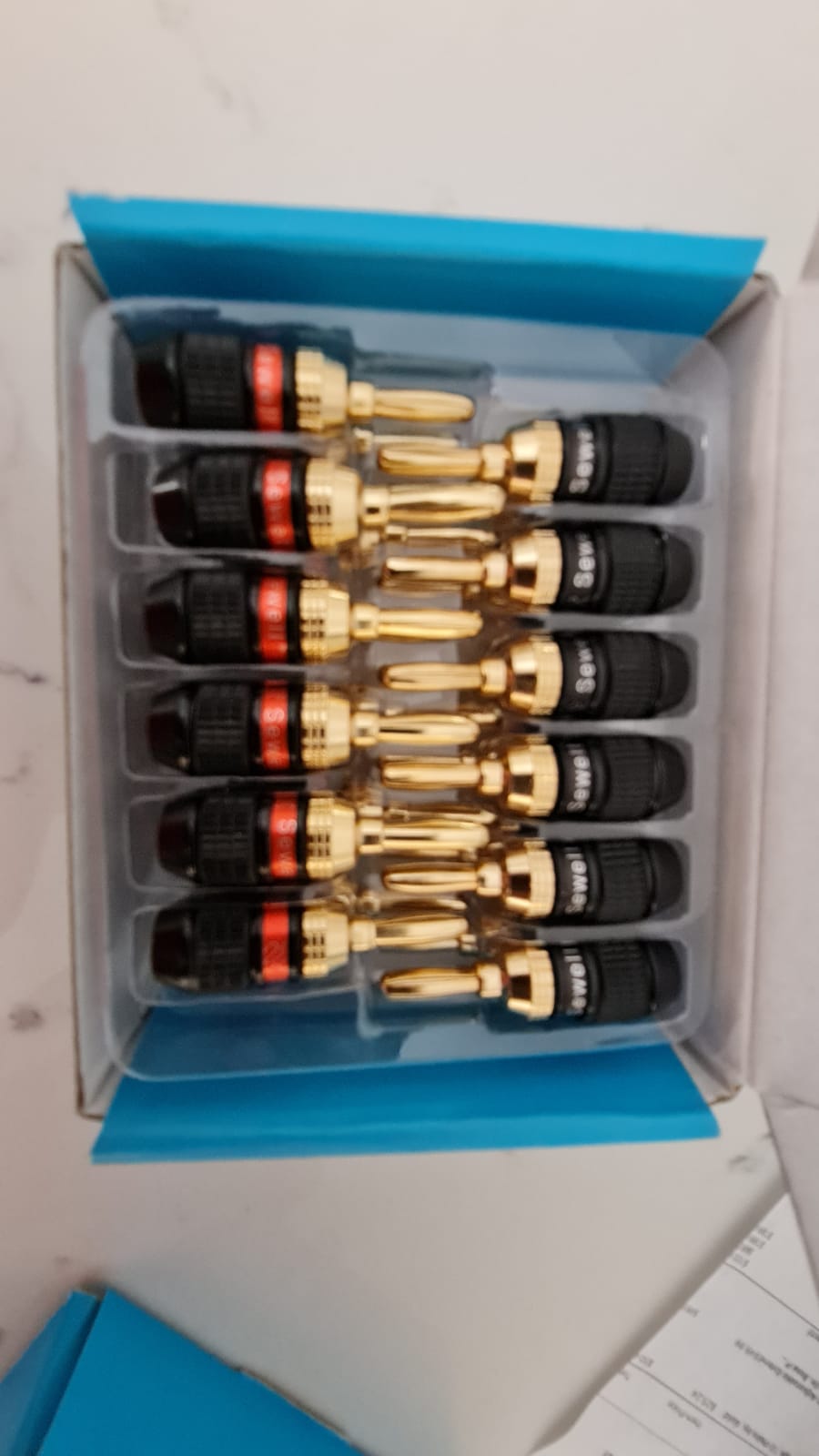 B Plugs — Postimages