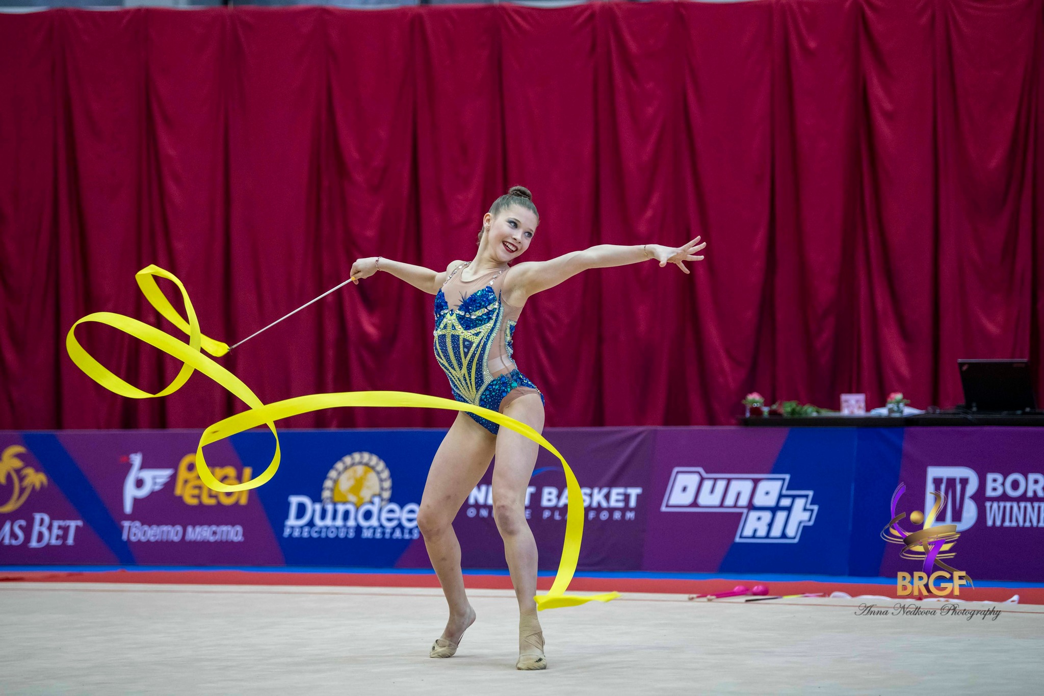 minevska4h — Postimages