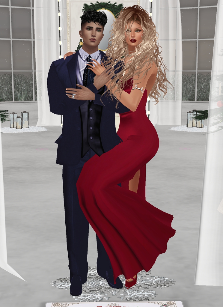 Winter Pose — Postimages