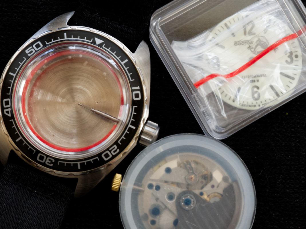 Montar un reloj a piezas - Hablemos de Relojes - HdR