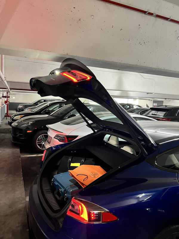 EB7 B26 E2 86 FC 4 AA4 BB7 A C05131338532 — Postimages