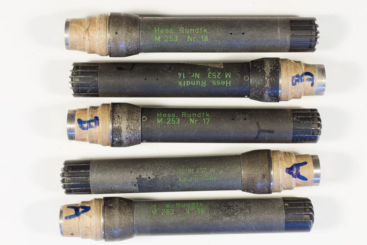 01 Neumann KM253 — Postimages