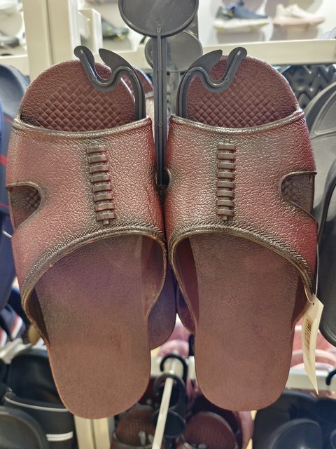 What brand of slipper can last longer, good friction and comfort 🙄 ...