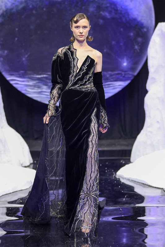 230803 1083 Nakad — Postimages