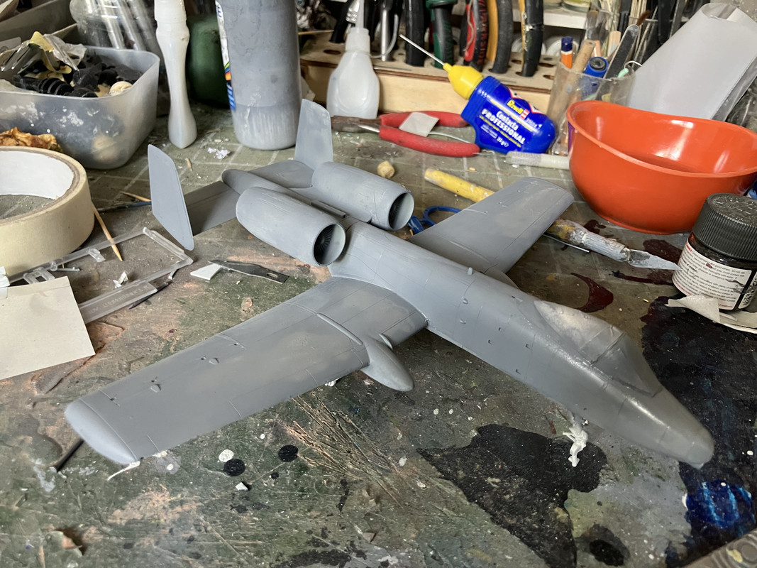 Academy A10 in Arctic camo - A-10 Thunderbolt II STGB - Britmodeller.com