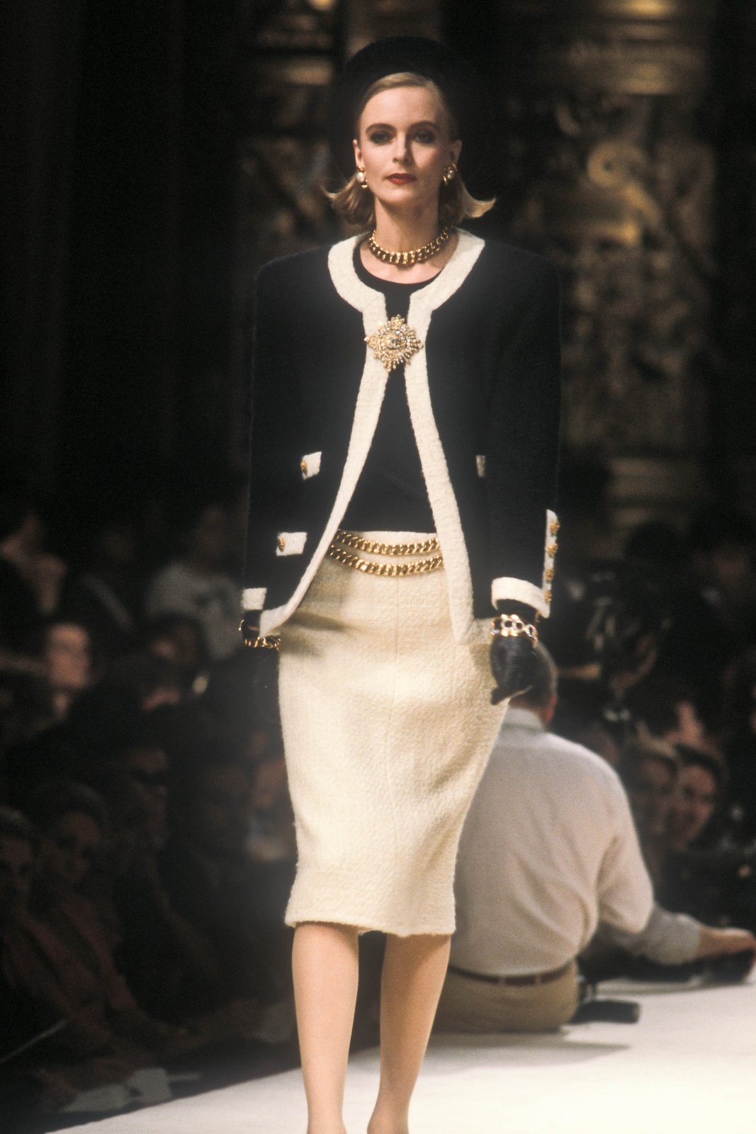 Fashion Classic: CHANEL Haute Couture Fall/Winter 1984 | Lipstick Alley